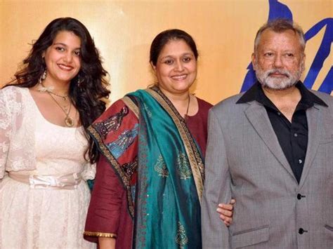 Sanah Intimidated More By Dad Pankaj Kapur Than Shahid Bollywood
