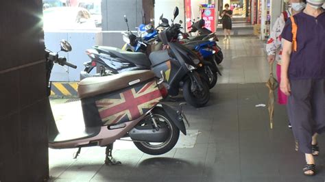 基隆試辦騎樓合法停機車 挨轟政策開倒車！謝國樑回應了｜四季線上4gtv