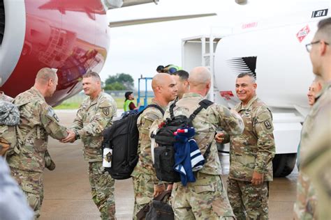 Dvids Images Hhb 31st Returns From Centcom Deployment [image 6 Of 14]