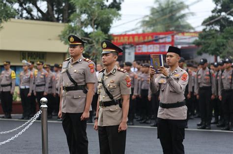 Kapolres Cianjur Pimpin Upacara Serah Terima Jabatan Kasat Lantas Serta