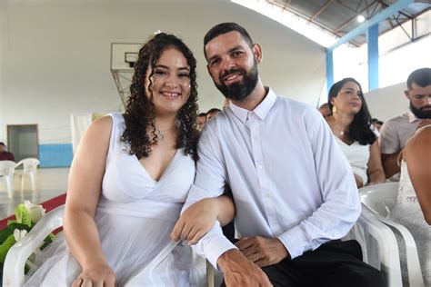 Poder Judiciário do Estado do Acre Mais de 70 casais oficializam