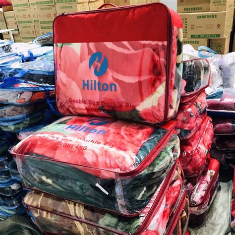 B8 ผ้าห่มขนมิ้งค์ Hilton ขนาด 7 ฟุต กุ้นขอบหนา 2 ชั้น เกรดพรีเมี่ยม มี