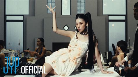 【itzy】yeji “air” Mv 钎理理 杂歌kpop 哔哩哔哩视频