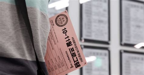 건설·내수 부진에 고용 둔화취업자 증가 10만 밑돌고 실업자 늘어종합2보
