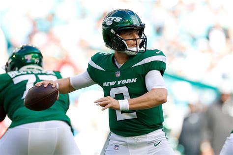 Jets Give Qb Zach Wilson Permission To Seek A Trade Yahoo Sports