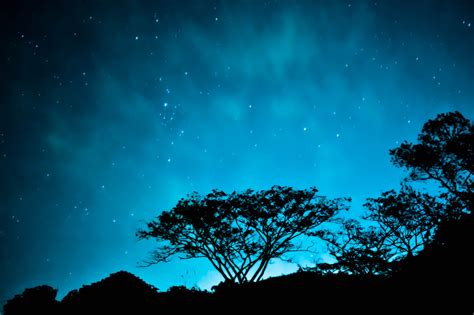 日本の夜空は蒼かった by techiiiii i ID1463878 写真共有サイト PHOTOHITO