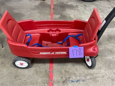 Radio Flyer Plastic Wagon Earls Auction Company