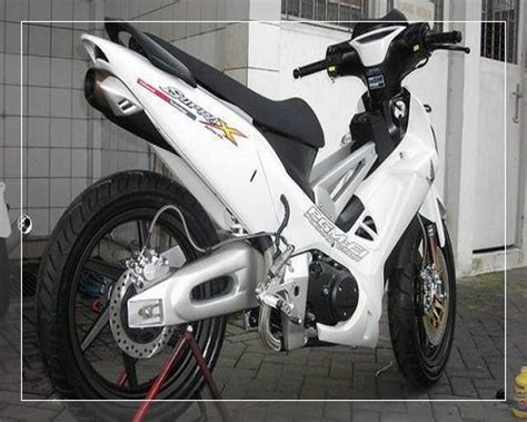 Gambar Modifikasi Supra X 125 Fi Simple Standar Thailook Road Race Velg