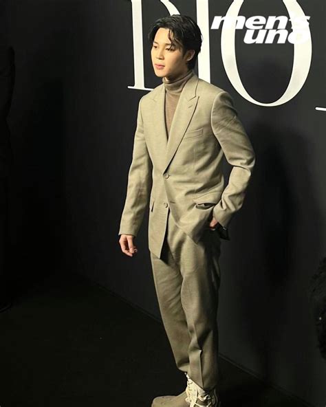 더쿠 실시간 방탄소년단 지민 디올 패션쇼