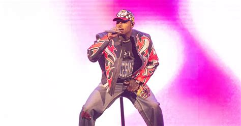 Chris Brown At Tottenham Hotspur Stadium Setlist Support Stage Times Banned Items And Last