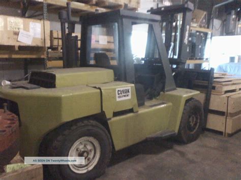 Clark 13 000 Lb Yard Type Forklift With Diesel Engine