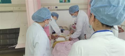 极为罕见的妊娠并发症，四科医生联合上阵化险为夷王女士胎儿进行