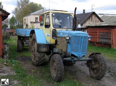 Тракторы Южного машиностроительного завода имени Л.И. Брежнева ...