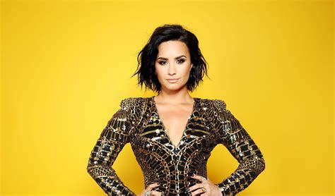 Demi Lovato Portrait Wallpaper Hd Celebrities K Wallpapers