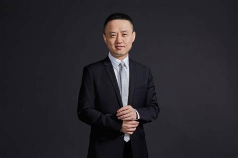 专访丨徐晓亮“掌舵”：复星旅文ip运营“三步走”度假集团旅游业