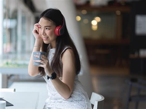 Premium Photo Young Woman Drinking Coffee Cup
