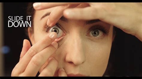 How To Take Out Contacts Easy