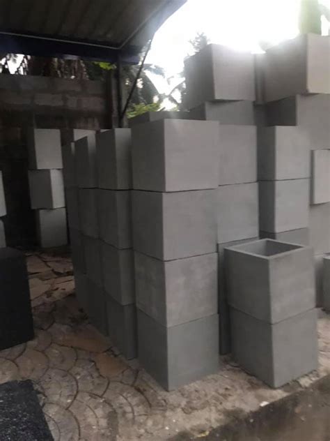 Lassana Concrete Works අනර්ඝ තත්වයේ විසිතුරු මල් පෝච්චි විවිධ මෝස්තර