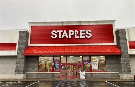 Staples Near Me The New Logo Is Growing On Me So I Redesigned Our