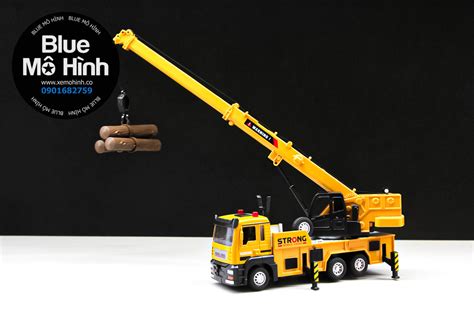 Mô hình xe cần cẩu công trình M Cẩu gỗ Blue Mô Hình