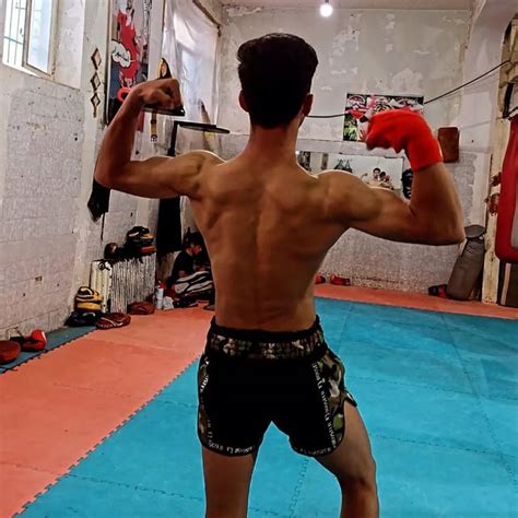 ‎پژمان زینعلی‎ Pejman Zenali • Threads Say More