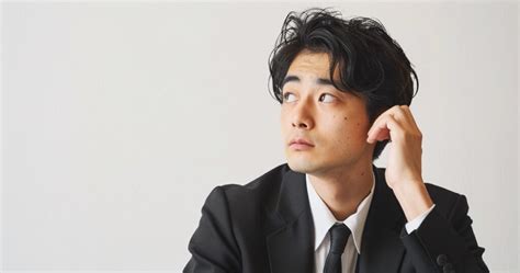 黒服とボーイの違いや共通点は？仕事内容・収入や待遇・将来性などを比較！ メンズ体入plus