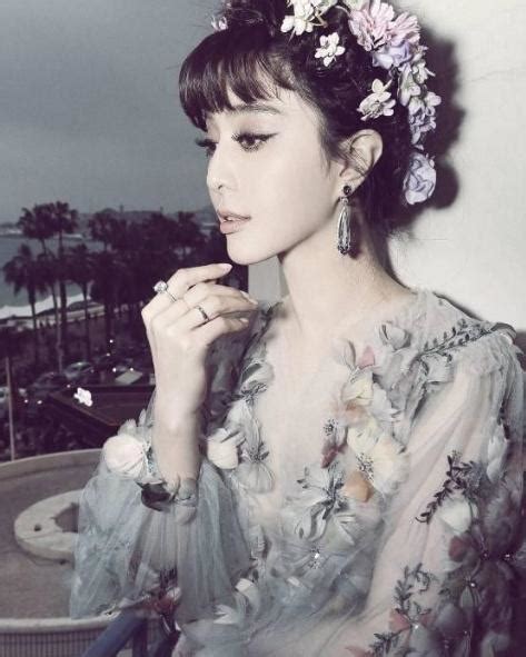 李晨送范冰冰的200万娃娃，这年头我居然还比不过一个娃娃？