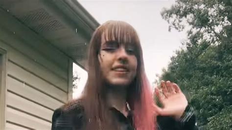 Teen Mom Rachel Beaver Twerks And Dances In Booty Shorts And Crop Top