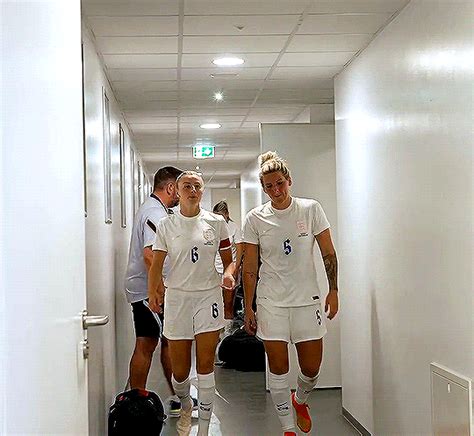 Ace May ☆ — Whatcha Staring At Millie Bright X Reader