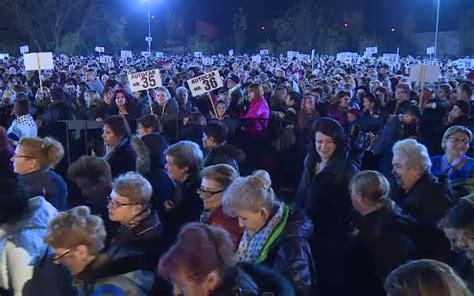 Sute de mii de pelerini la Sfânta Parascheva Ce a văzut un copil când a ajuns Stirileprotv ro
