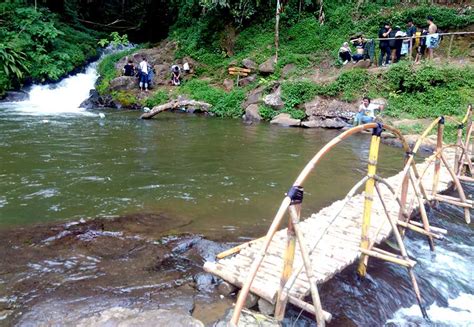 Daya Pikat Yang Bikin Curug Layung Kebanjiran Pengunjung