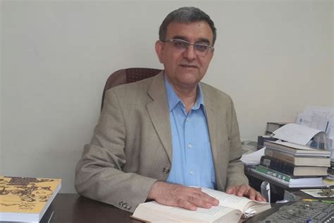 قطب‌الدین شیرازی دانشمندی جامع‌الاطراف بود از پارسی‌نویسی تا شرح دو