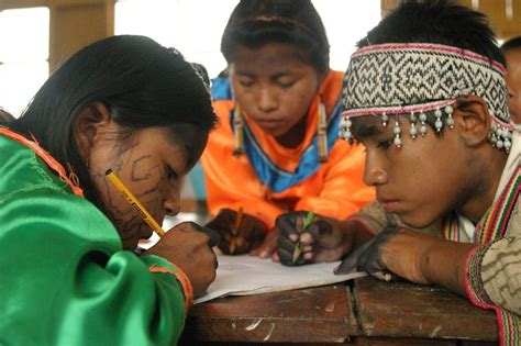 Minedu retrocede y deja sin efecto oficio que afectaba educación EIB