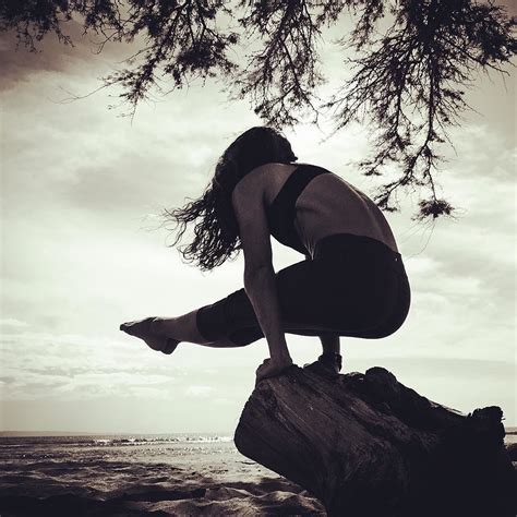 Mojo Yoga On Instagram We Lift Ourselves By Our Thought We Climb