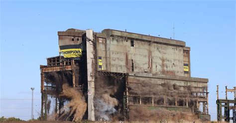 36 Pictures As Explosive Demolition Brings Down 65 Metre Basic Oxygen