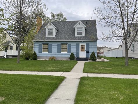 920 Arnold Ave N Thief River Falls Mn 56701 House Rental In Thief