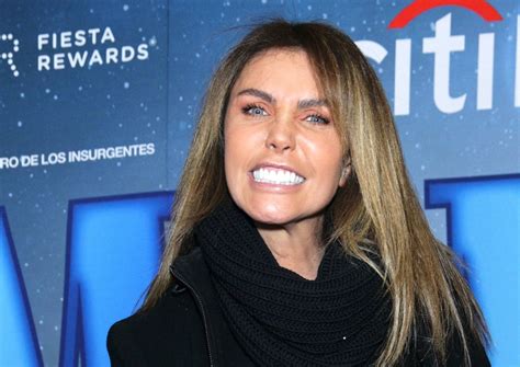Sabine Moussier Rompe En Llanto Por Su Condición Ya No Puedo Tengo