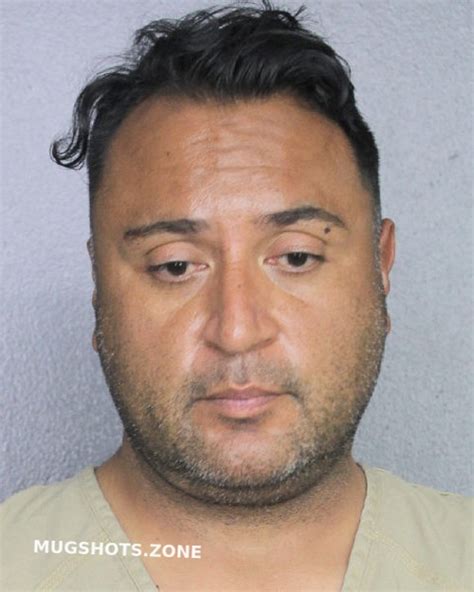Rivas Ismael Ortiz 12152021 Broward County Mugshots Zone