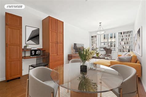 22 Irving Place Unit 5e Manhattan Ny 10003 Compass