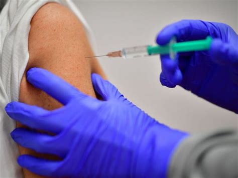 Il Vaccino Covid Di Pfizer Ha Unefficacia Ridotta Nei Pazienti Con