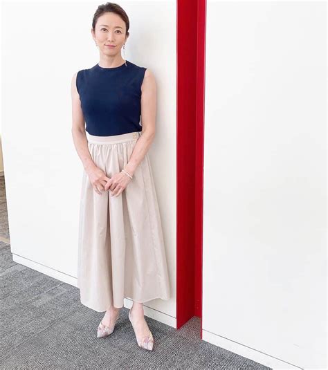 田中雅美さんのインスタグラム写真 田中雅美instagram「5月28日 日本テレビ「シューイチ」で着用した衣装はこちらでした