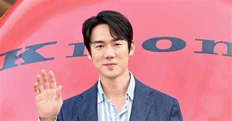 유연석 동덕여대 등굣길 참변 애도…20주년 팬미팅 잠정 연기 [전문] 조선비즈