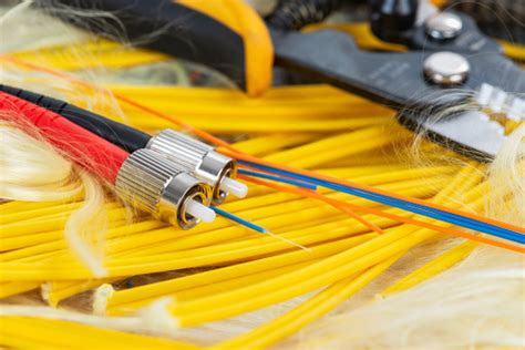 Kabel Serat Optik Optik Layanan Telekomunikasi Foto Stok Unduh Gambar