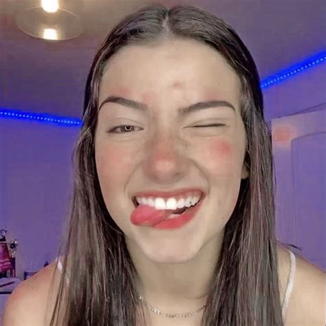 𝐈𝐜𝐨𝐧𝐬 ⁛ Charli Damelio Wattpad Charli Damelio Icon Charli D