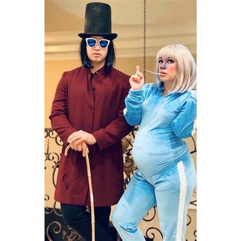Pregnant Unique Couple Costume Pregnant Couple Halloween Costumes