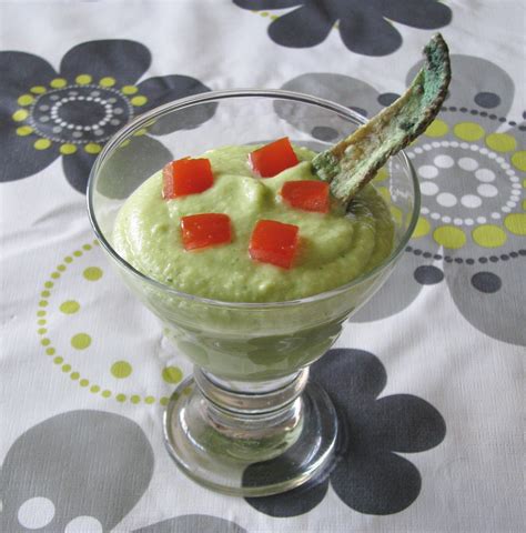 Recetas Para Cocinillas Gazpacho De Aguacate Y Manzana Con Snacks De