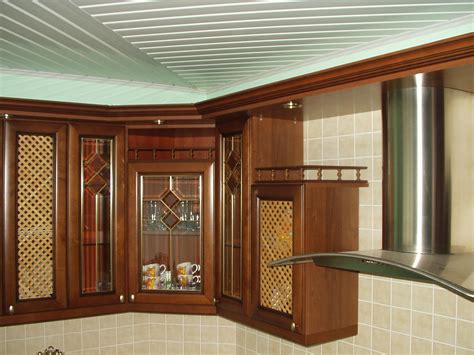 Кухня класік Меблі на замовлення в м Рівне Tree S