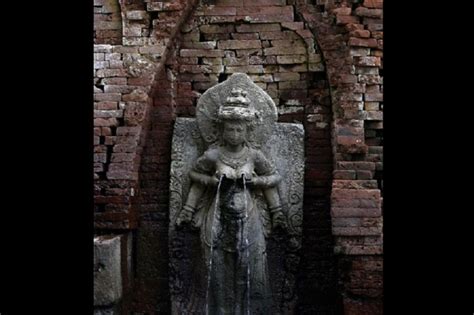 Kisah Candi Sumber Tetek Mandi Di Sini Diyakini Bisa Awet Muda