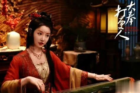 《大奉打工人》女演员换上现代装，一个比一个惊艳，谁让你心动？