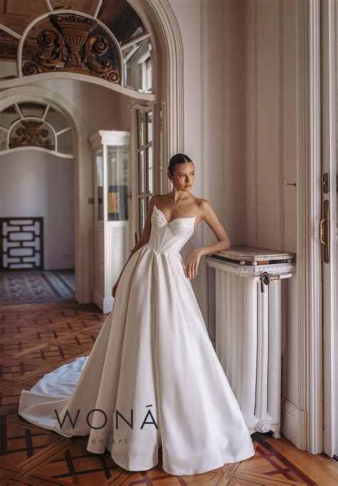 Classic Wedding Dresses Traditional Bridal Gowns